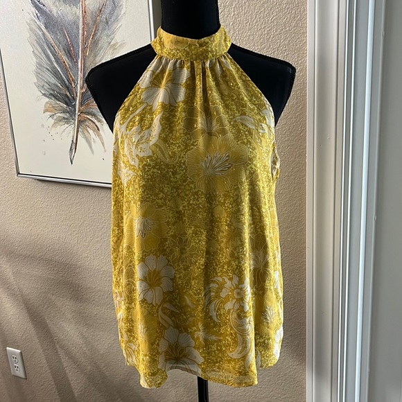 cupcakes & cashmere | Tops | Sale Womens Halter Top | Poshmark